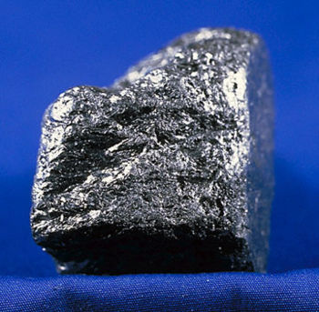 Γραφίτης (Graphite) – Beauty and Make Up
